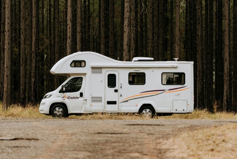 Top Reasons to Travel in the 4-Berth Seeker Motorhome