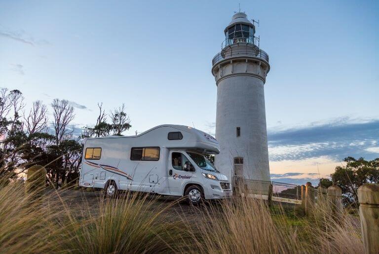 Discovery 6 Berth Motorhome for Hire | Cruisin Motorhomes