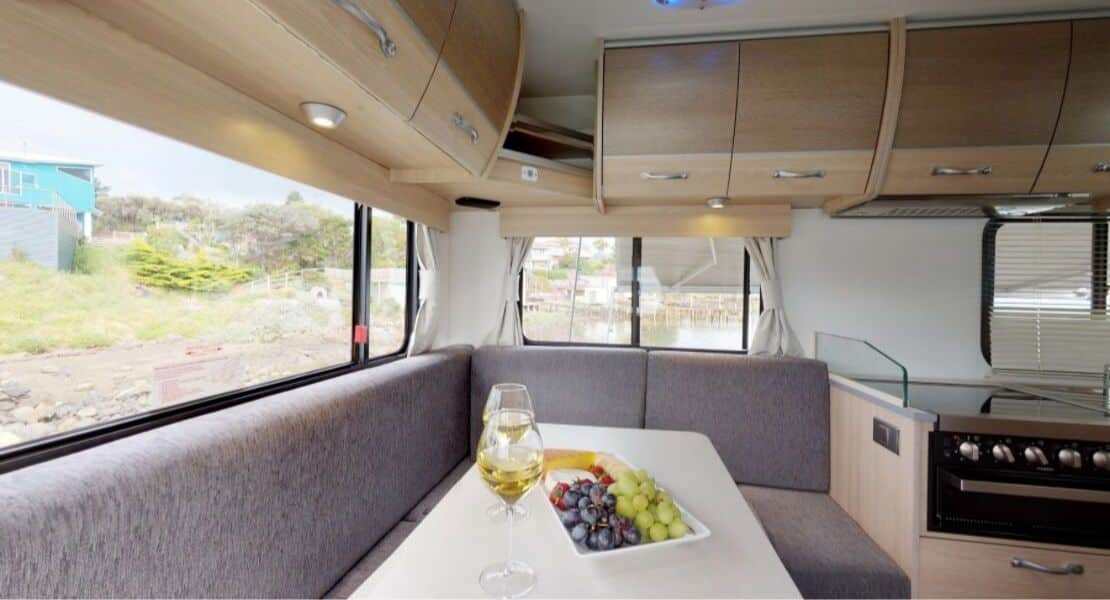 6 Berth Deluxe Motorhome for Hire | Cruisin Motorhomes