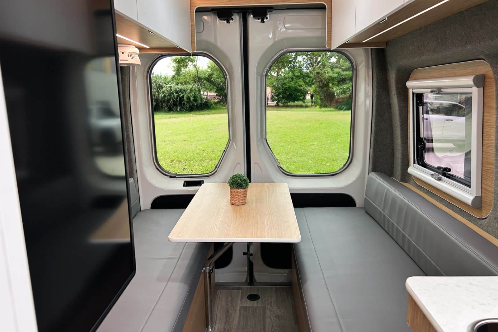 2 Berth Rover Motorhome for Hire | Cruisin Motorhomes